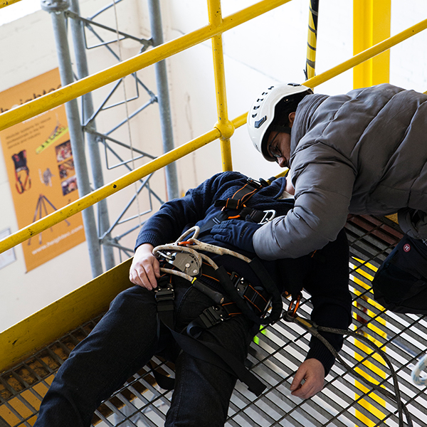 GWO First Aid Refresher - heightec World-Class Renewables Training